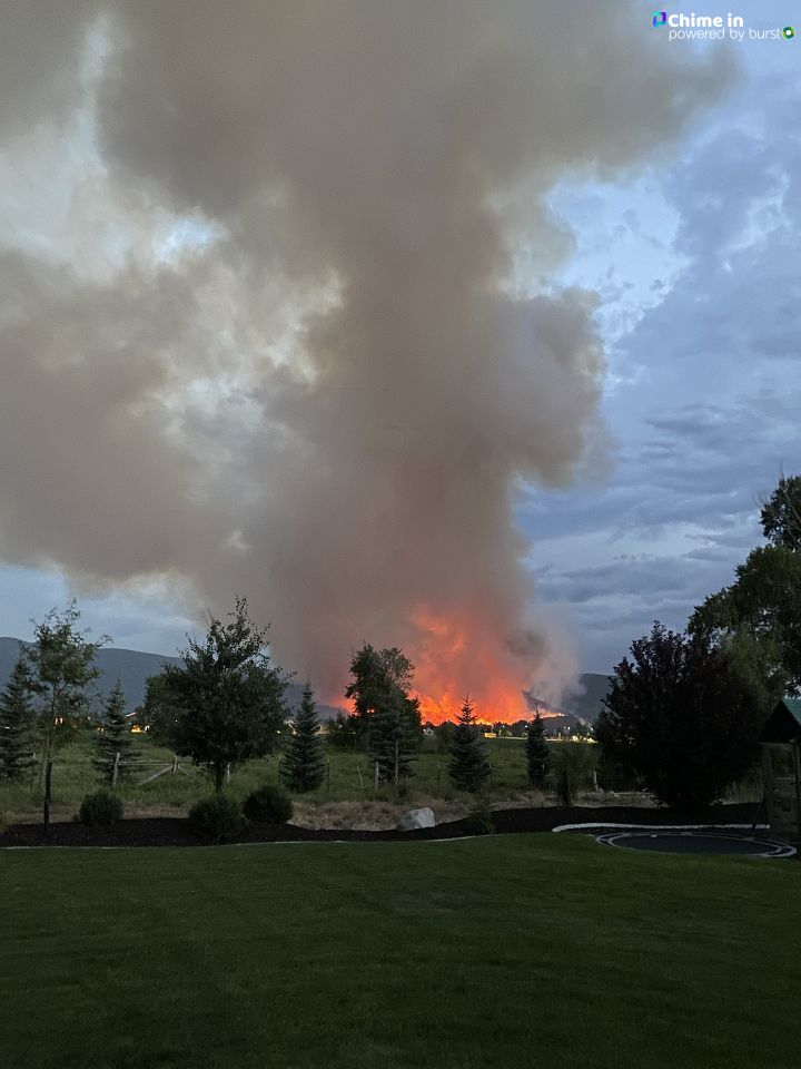 Voluntary evacuations still on order for some near 418-acre Big Hollow ...