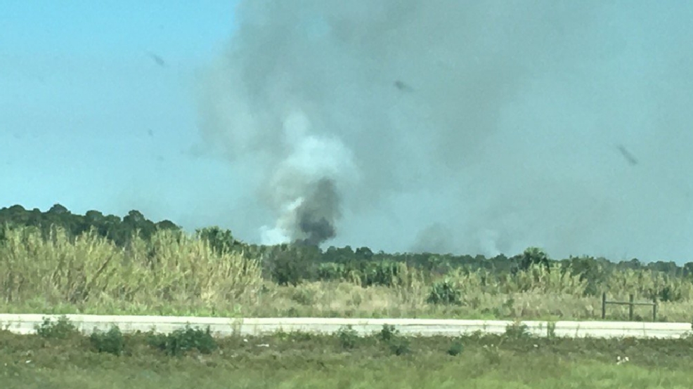 Crews battle brush fire near I-95 in Jupiter | WPEC